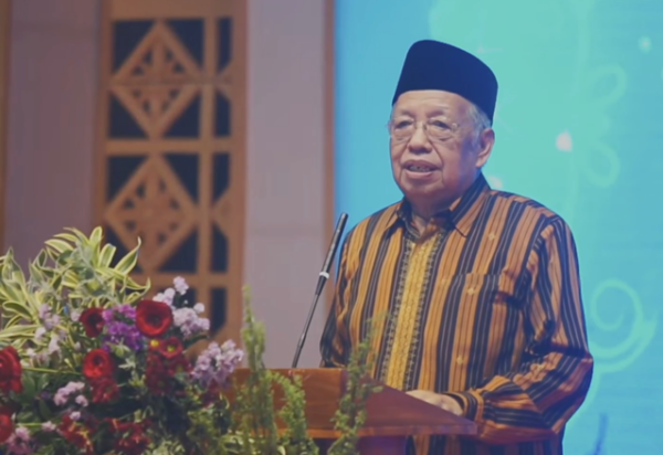 Prof. Imam Suprayogo: Gus Sholah Tahu Saya Muhammadiyah Juga NU | Tebuireng Online