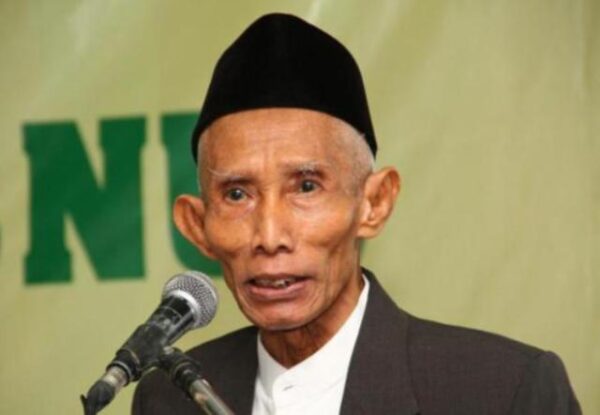 Biografi Singkat dan Kiprah KH. Sahal Mahfudz | Tebuireng Online