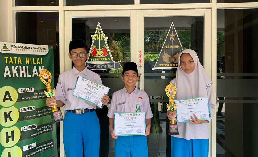 3 Siswa MTs Salafiyah Syafi’iyah Rebut Juara Open Turnamen Catur se ...